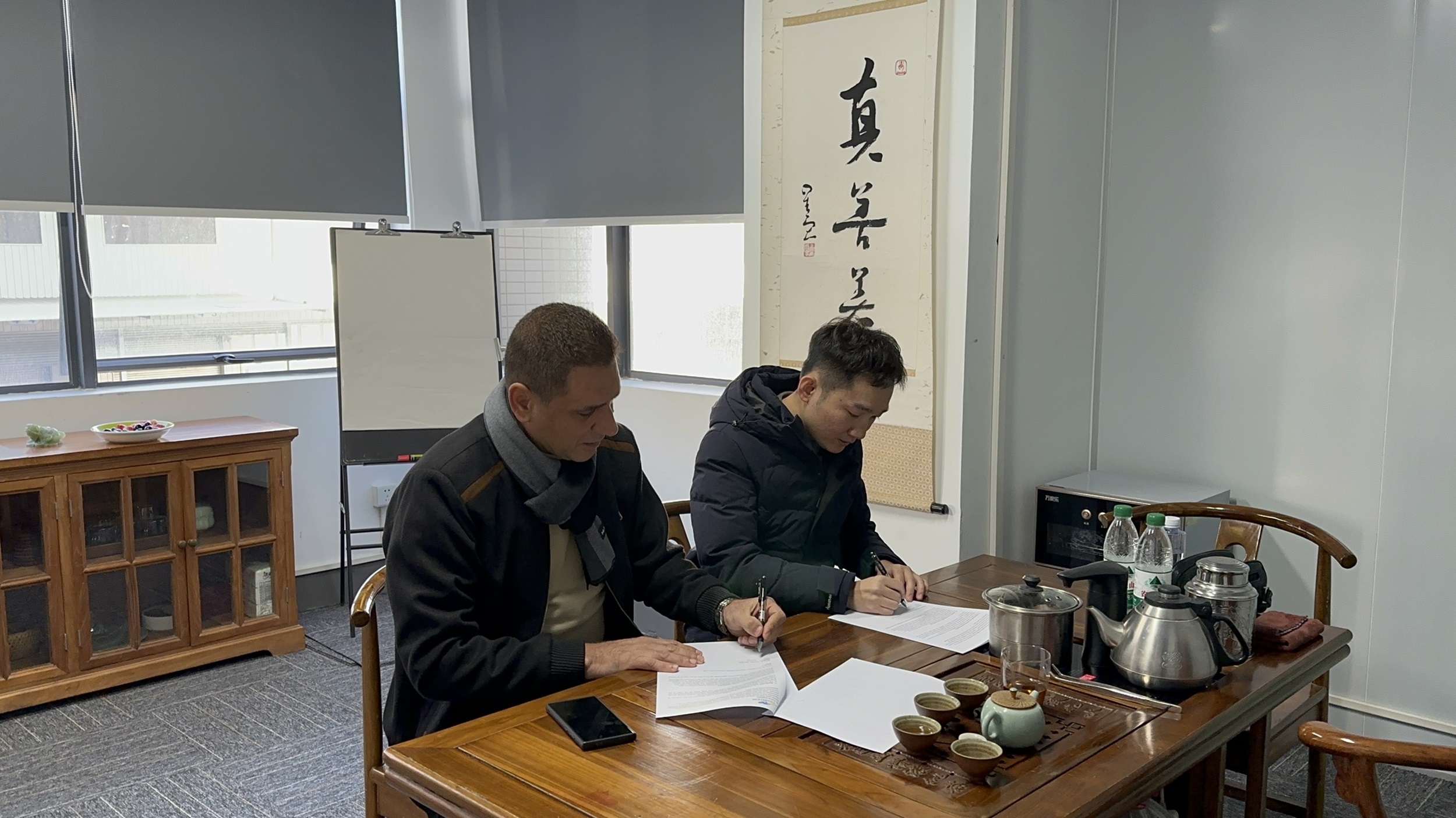The exclusive Egyptian representative of Chameleon ink visited Heguang ...